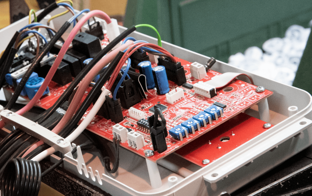 Machine Assembly - LUX METAL